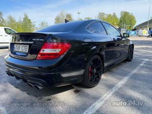 Melns Mercedes-Benz C-Class 2014 Tallina, ar dzinēja tilpumu 6.20 L un nobraukumu 116 tūkst. km par 36900 €, foto 8 vietnē AUTOMOTO.COM.LV
