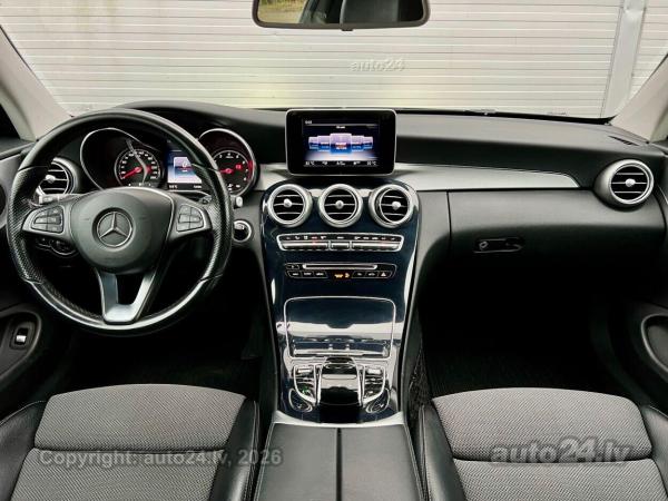 Black Mercedes-Benz C-Class 2016 in Parnu, with an engine capacity of 2.00 L and mileage of 141 thousand km for 17490 €, photo 9 on AUTOMOTO.COM.LV