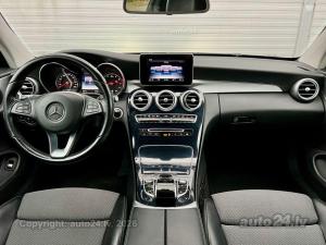 Black Mercedes-Benz C-Class 2016 in Parnu, with an engine capacity of 2.00 L and mileage of 141 thousand km for 17490 €, photo 9 on AUTOMOTO.COM.LV