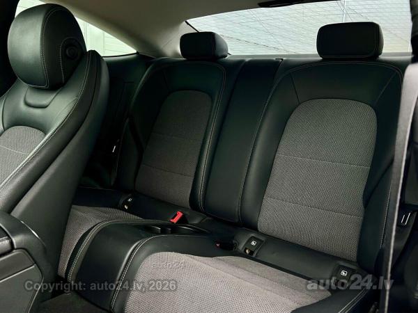 Melns Mercedes-Benz C-Class 2016 Pērnava, ar dzinēja tilpumu 2.00 L un nobraukumu 141 tūkst. km par 17490 €, foto 11 vietnē AUTOMOTO.COM.LV