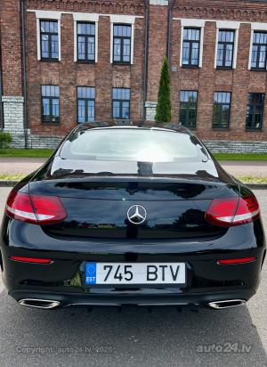 Black Mercedes-Benz C-Class 2016 in Tallinn, with an engine capacity of 1.60 L and mileage of 106 thousand km for 20500 €, photo 7 on AUTOMOTO.COM.LV