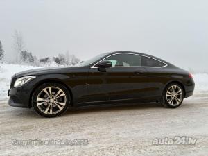Black Mercedes-Benz C-Class 2017 in Tallinn, with an engine capacity of 2.10 L and mileage of 224 thousand km for 20500 €, photo 2 on AUTOMOTO.COM.LV