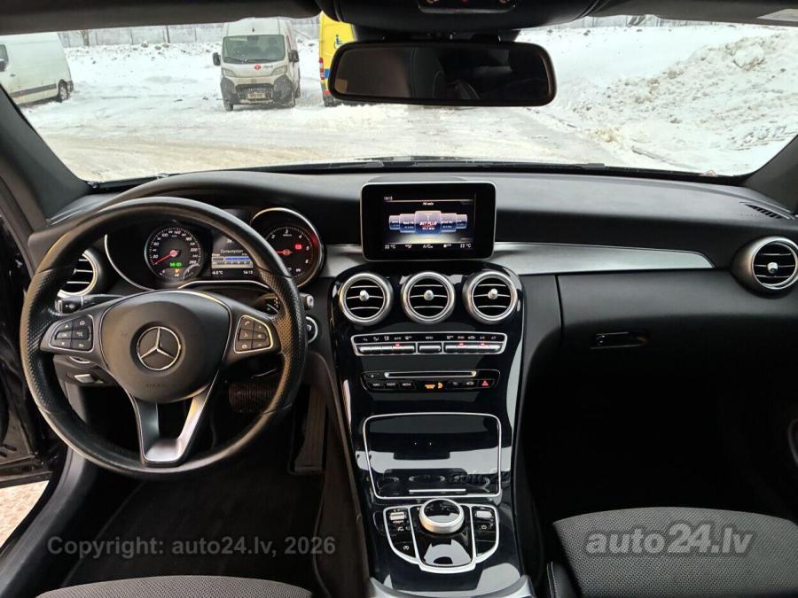Black Mercedes-Benz C-Class 2017 in Tallinn, with an engine capacity of 2.10 L and mileage of 224 thousand km for 20500 €, photo 6 on AUTOMOTO.COM.LV