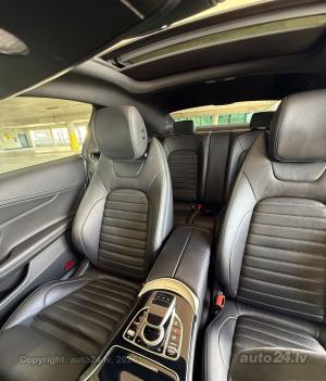 Melns Mercedes-Benz C-Class 2018 Tallina, ar dzinēja tilpumu 3.00 L un nobraukumu 125 tūkst. km par 35000 €, foto 10 vietnē AUTOMOTO.COM.LV