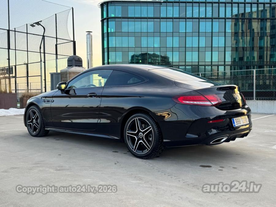 Black Mercedes-Benz C-Class 2019 in Tallinn, with an engine capacity of 1.50 L and mileage of 82 thousand km for 31900 €, photo 4 on AUTOMOTO.COM.LV
