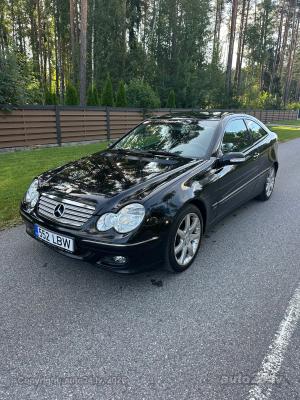 Melns Mercedes-Benz C-Class 2005 Tallina, ar dzinēja tilpumu 1.80 L un nobraukumu 236 tūkst. km par 2599 €, foto  vietnē AUTOMOTO.COM.LV