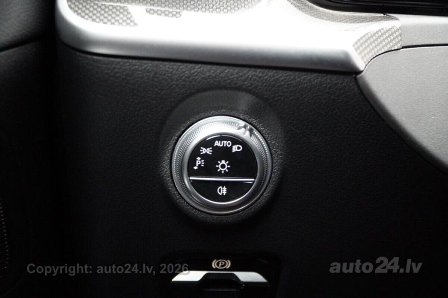 Melns Mercedes-Benz C-Class 2022 Tallina, ar dzinēja tilpumu 2.00 L un nobraukumu 162 tūkst. km par 28500 €, foto 25 vietnē AUTOMOTO.COM.LV