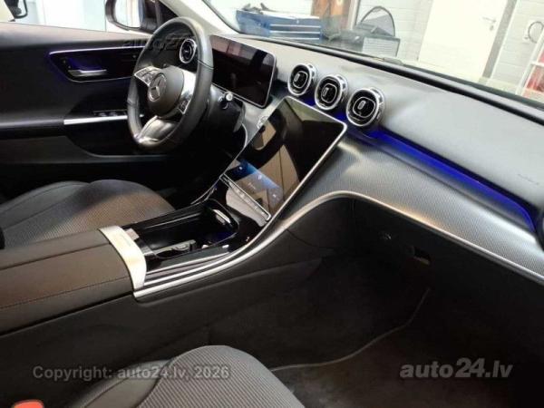 Melns Mercedes-Benz C-Class 2025 Tallina, ar dzinēja tilpumu 2.00 L un nobraukumu 49 tūkst. km par 34995 €, foto 6 vietnē AUTOMOTO.COM.LV