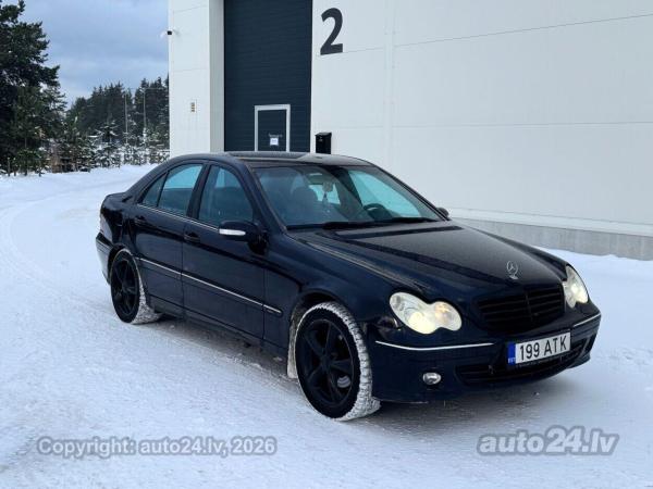 Black Mercedes-Benz C-Class 2005 in Tallinn, with an engine capacity of 2.60 L and mileage of 260 thousand km for 2399 €, photo 1 on AUTOMOTO.COM.LV