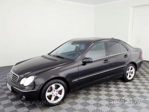 Melns Mercedes-Benz C-Class 2005 Tallina, ar dzinēja tilpumu 2.70 L un nobraukumu 418 tūkst. km par 1499 €, foto 2 vietnē AUTOMOTO.COM.LV