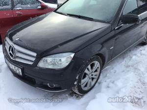 Melns Mercedes-Benz C-Class 2007 Tartu, ar dzinēja tilpumu 2.10 L un nobraukumu 0 tūkst. km par 2350 €, foto  vietnē AUTOMOTO.COM.LV