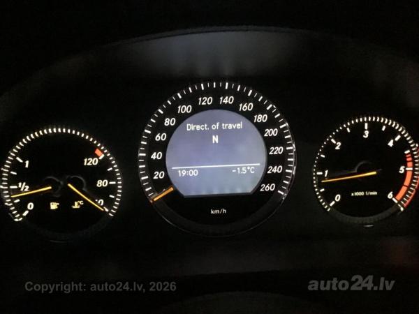 Black Mercedes-Benz C-Class 2007 in Tartu, with an engine capacity of 2.10 L and mileage of 0 thousand km for 2350 €, photo 11 on AUTOMOTO.COM.LV