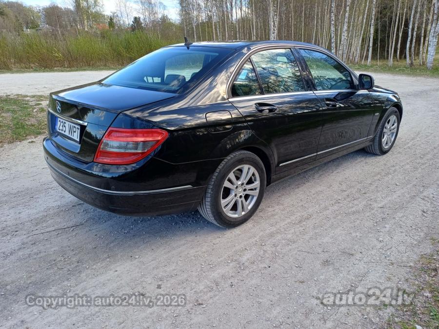 Melns Mercedes-Benz C-Class 2007 Paide, ar dzinēja tilpumu 2.10 L un nobraukumu 289 tūkst. km par 5500 €, foto 5 vietnē AUTOMOTO.COM.LV