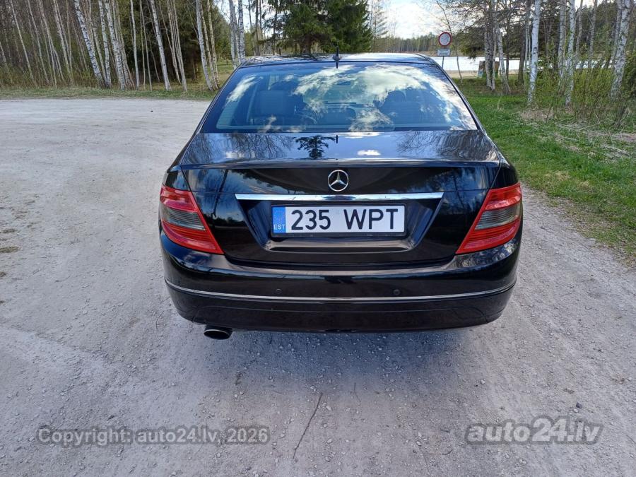 Melns Mercedes-Benz C-Class 2007 Paide, ar dzinēja tilpumu 2.10 L un nobraukumu 289 tūkst. km par 5500 €, foto 6 vietnē AUTOMOTO.COM.LV