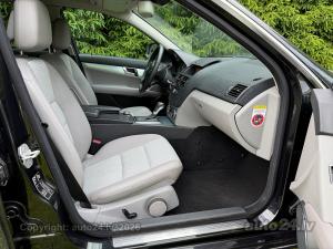 Black Mercedes-Benz C-Class 2007 in Tallinn, with an engine capacity of 1.80 L and mileage of 262 thousand km for 5400 €, photo 14 on AUTOMOTO.COM.LV