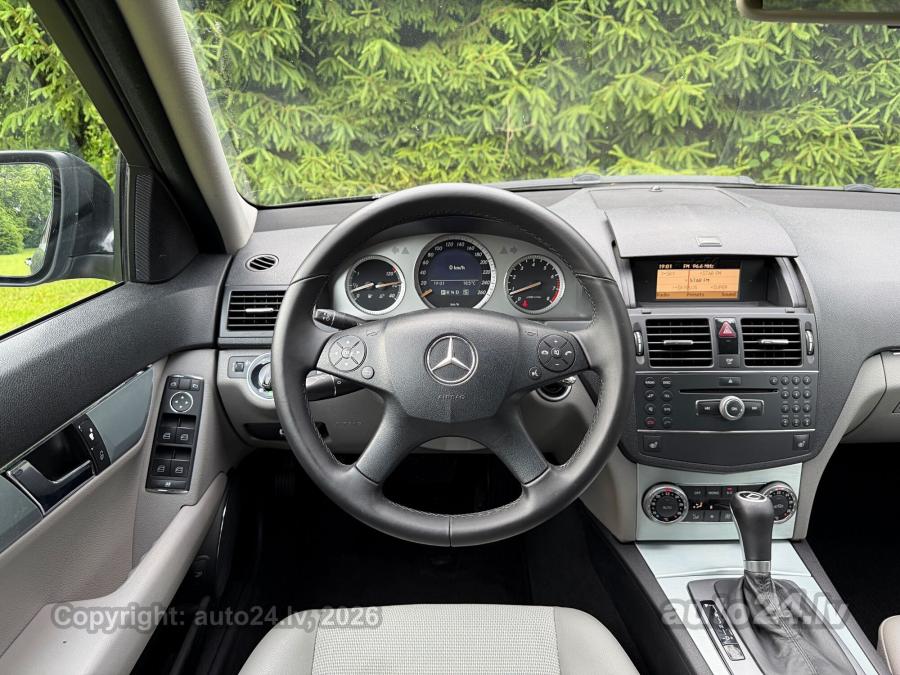 Black Mercedes-Benz C-Class 2007 in Tallinn, with an engine capacity of 1.80 L and mileage of 262 thousand km for 5400 €, photo 17 on AUTOMOTO.COM.LV