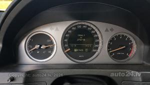 Черный Мерседес Ц-Класс 2007 в Таллин, объемом двигателя 3.00 л и пробегом 280 тыс. км за 4998 €, фото 12 на AUTOMOTO.COM.LV