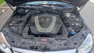 Melns Mercedes-Benz C-Class 2007 Tallina, ar dzinēja tilpumu 3.00 L un nobraukumu 280 tūkst. km par 4998 €, foto 13 vietnē AUTOMOTO.COM.LV