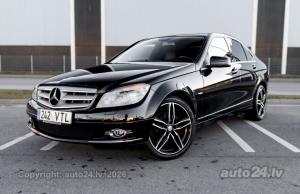 Black Mercedes-Benz C-Class 2008 in Tallinn, with an engine capacity of 3.00 L and mileage of 329 thousand km for 4999 €, photo 4 on AUTOMOTO.COM.LV