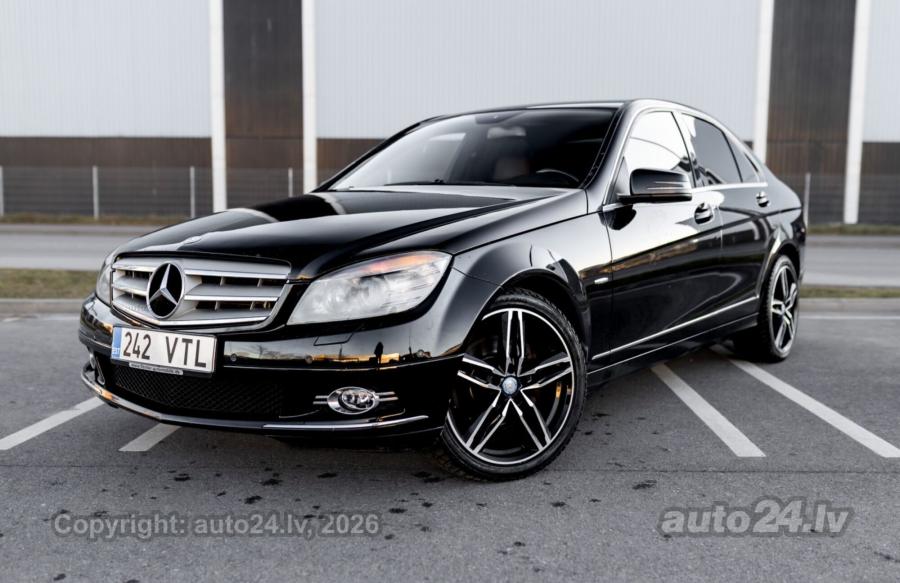 Black Mercedes-Benz C-Class 2008 in Tallinn, with an engine capacity of 3.00 L and mileage of 329 thousand km for 4999 €, photo 4 on AUTOMOTO.COM.LV