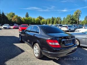 Melns Mercedes-Benz C-Class 2010 Tartu, ar dzinēja tilpumu 2.00 L un nobraukumu 231 tūkst. km par 7790 €, foto 3 vietnē AUTOMOTO.COM.LV