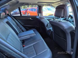 Melns Mercedes-Benz C-Class 2010 Tartu, ar dzinēja tilpumu 2.00 L un nobraukumu 231 tūkst. km par 7790 €, foto 6 vietnē AUTOMOTO.COM.LV