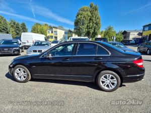 Melns Mercedes-Benz C-Class 2010 Tartu, ar dzinēja tilpumu 2.00 L un nobraukumu 231 tūkst. km par 7790 €, foto 8 vietnē AUTOMOTO.COM.LV