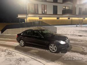 Melns Mercedes-Benz C-Class 2011 Tallina, ar dzinēja tilpumu 1.80 L un nobraukumu 127 tūkst. km par 6899 €, foto 2 vietnē AUTOMOTO.COM.LV