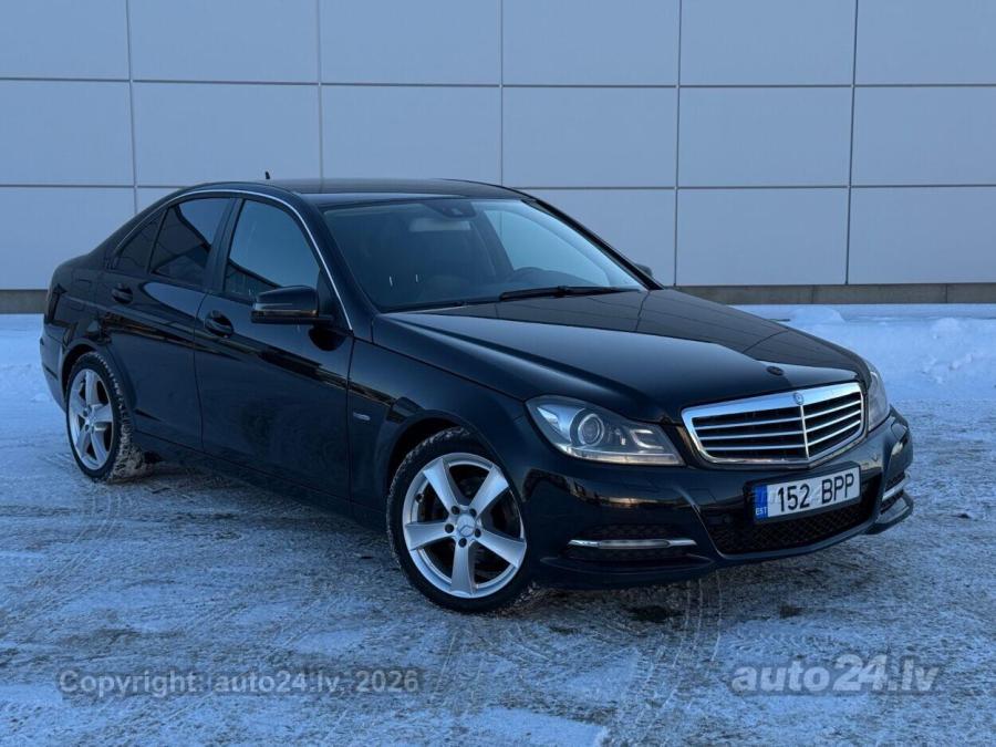 Melns Mercedes-Benz C-Class 2011 Tartu, ar dzinēja tilpumu 2.10 L un nobraukumu 320 tūkst. km par 6500 €, foto 3 vietnē AUTOMOTO.COM.LV