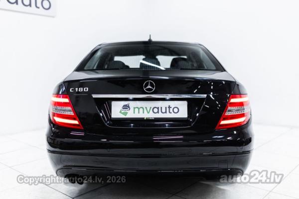 Melns Mercedes-Benz C-Class 2011 Tallina, ar dzinēja tilpumu 1.80 L un nobraukumu 128 tūkst. km par 8500 €, foto 7 vietnē AUTOMOTO.COM.LV