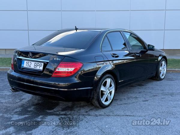 Melns Mercedes-Benz C-Class 2011 Tartu, ar dzinēja tilpumu 2.10 L un nobraukumu 320 tūkst. km par 5500 €, foto 6 vietnē AUTOMOTO.COM.LV