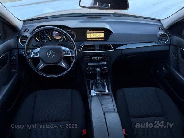 Melns Mercedes-Benz C-Class 2011 Tartu, ar dzinēja tilpumu 2.10 L un nobraukumu 320 tūkst. km par 5500 €, foto 8 vietnē AUTOMOTO.COM.LV