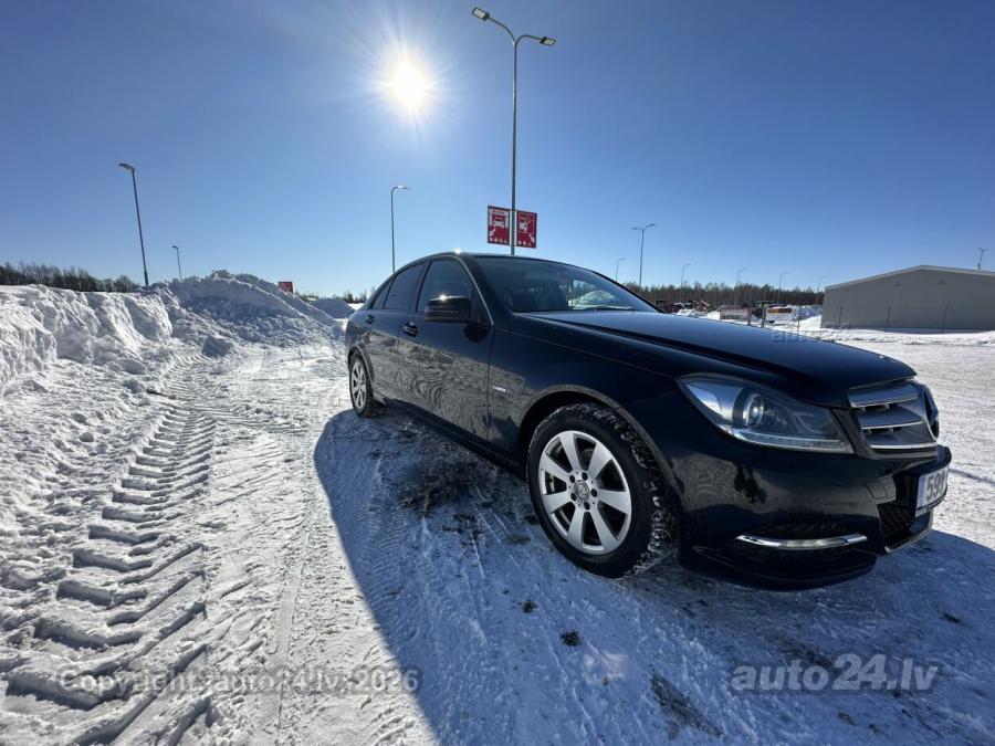 Черный Мерседес Ц-Класс 2012 в Раквере, объемом двигателя 2.10 л и пробегом 314 тыс. км за 7500 €, фото 3 на AUTOMOTO.COM.LV