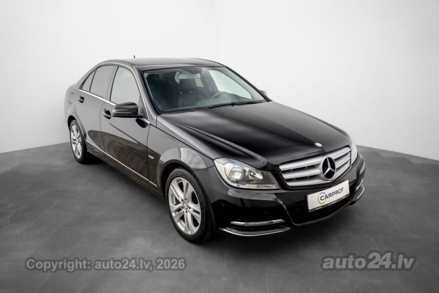 Black Mercedes-Benz C-Class 2012 in Tallinn, with an engine capacity of 1.80 L and mileage of 149 thousand km for 9999 €, photo 4 on AUTOMOTO.COM.LV