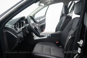 Black Mercedes-Benz C-Class 2012 in Tallinn, with an engine capacity of 1.80 L and mileage of 149 thousand km for 9999 €, photo 9 on AUTOMOTO.COM.LV