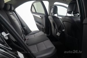 Black Mercedes-Benz C-Class 2012 in Tallinn, with an engine capacity of 1.80 L and mileage of 149 thousand km for 9999 €, photo 11 on AUTOMOTO.COM.LV