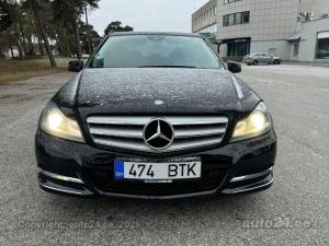 Melns Mercedes-Benz C-Class 2013 Tallina, ar dzinēja tilpumu 2.10 L un nobraukumu 322 tūkst. km par 6950 €, foto 2 vietnē AUTOMOTO.COM.LV