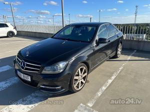 Black Mercedes-Benz C-Class 2013 in Tallinn, with an engine capacity of 2.10 L and mileage of 180 thousand km for 11000 €, photo 1 on AUTOMOTO.COM.LV