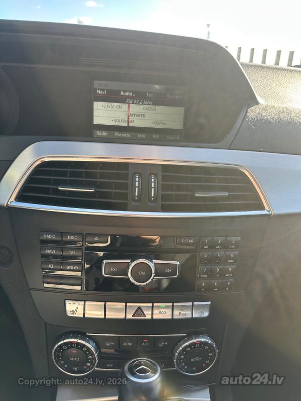 Black Mercedes-Benz C-Class 2013 in Tallinn, with an engine capacity of 2.10 L and mileage of 180 thousand km for 11000 €, photo 10 on AUTOMOTO.COM.LV