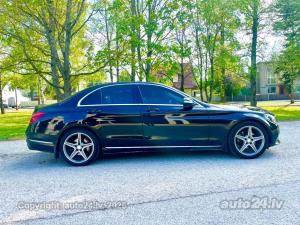 Black Mercedes-Benz C-Class 2014 in Tallinn, with an engine capacity of 2.10 L and mileage of 184 thousand km for 14300 €, photo 3 on AUTOMOTO.COM.LV