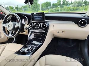 Black Mercedes-Benz C-Class 2014 in Tartu, with an engine capacity of 2.10 L and mileage of 180 thousand km for 12700 €, photo 15 on AUTOMOTO.COM.LV