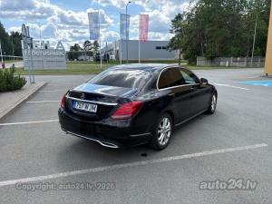 Melns Mercedes-Benz C-Class 2014 Tallina, ar dzinēja tilpumu 2.10 L un nobraukumu 261 tūkst. km par 13500 €, foto 6 vietnē AUTOMOTO.COM.LV