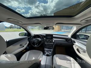 Melns Mercedes-Benz C-Class 2014 Tallina, ar dzinēja tilpumu 2.10 L un nobraukumu 261 tūkst. km par 13500 €, foto 9 vietnē AUTOMOTO.COM.LV