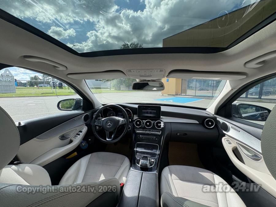 Melns Mercedes-Benz C-Class 2014 Tallina, ar dzinēja tilpumu 2.10 L un nobraukumu 261 tūkst. km par 13500 €, foto 9 vietnē AUTOMOTO.COM.LV