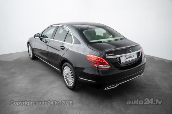 Melns Mercedes-Benz C-Class 2014 Tallina, ar dzinēja tilpumu 1.60 L un nobraukumu 302 tūkst. km par 9999 €, foto 7 vietnē AUTOMOTO.COM.LV