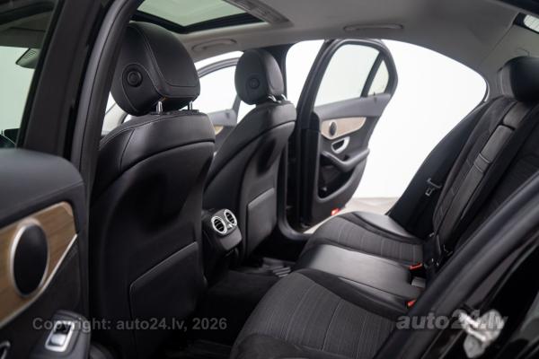 Melns Mercedes-Benz C-Class 2014 Tallina, ar dzinēja tilpumu 1.60 L un nobraukumu 302 tūkst. km par 9999 €, foto 9 vietnē AUTOMOTO.COM.LV
