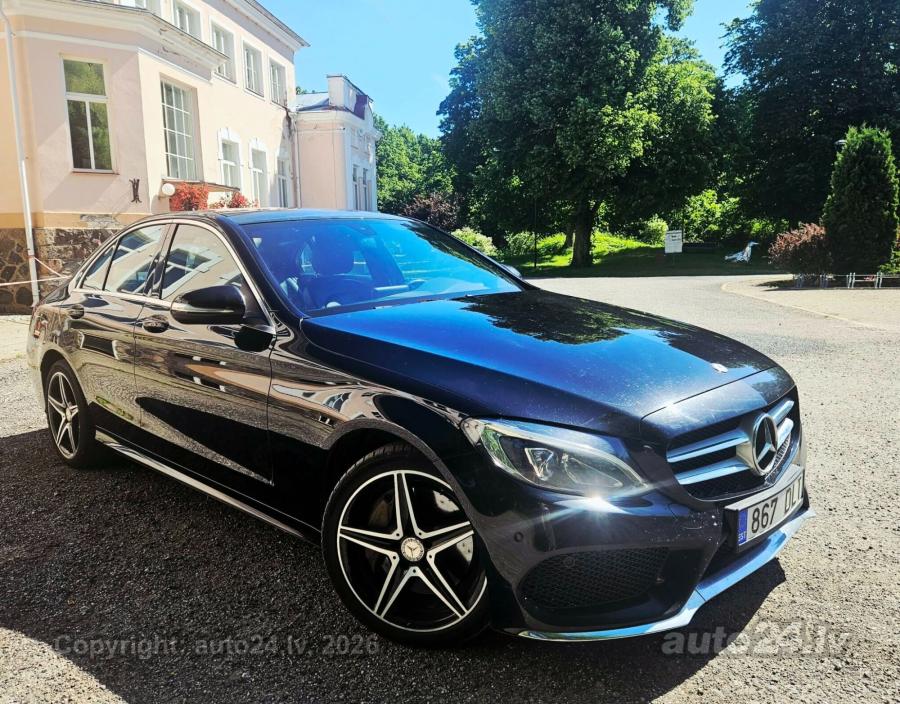 Black Mercedes-Benz C-Class 2015 in Tallinn, with an engine capacity of 2.10 L and mileage of 349 thousand km for 17000 €, photo 1 on AUTOMOTO.COM.LV
