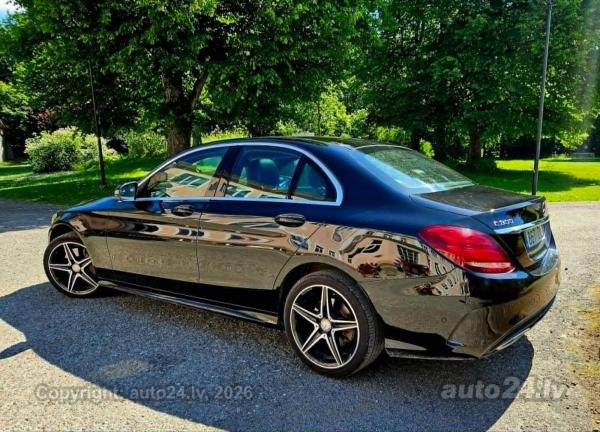 Melns Mercedes-Benz C-Class 2015 Tallina, ar dzinēja tilpumu 2.10 L un nobraukumu 349 tūkst. km par 17000 €, foto 2 vietnē AUTOMOTO.COM.LV