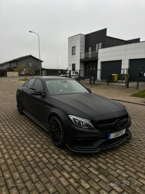 Melns Mercedes-Benz C-Class 2016 Rīga, ar dzinēja tilpumu 4.00 L un nobraukumu 100 tūkst. km par 34999 €, foto 4 vietnē AUTOMOTO.COM.LV