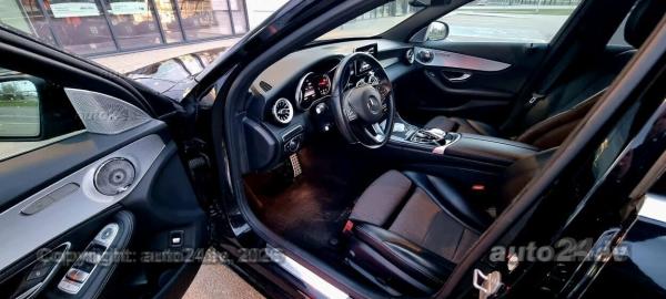 Black Mercedes-Benz C-Class 2016 in Tallinn, with an engine capacity of 1.60 L and mileage of 220 thousand km for 15500 €, photo 6 on AUTOMOTO.COM.LV